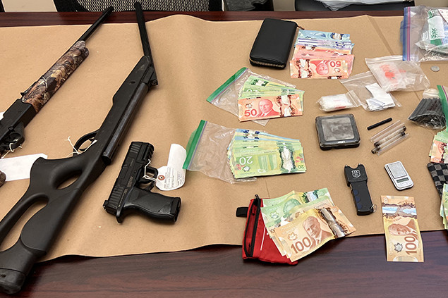 Gypsumville Rcmp Execute Search Warrants Seize Drugs And Guns Royal